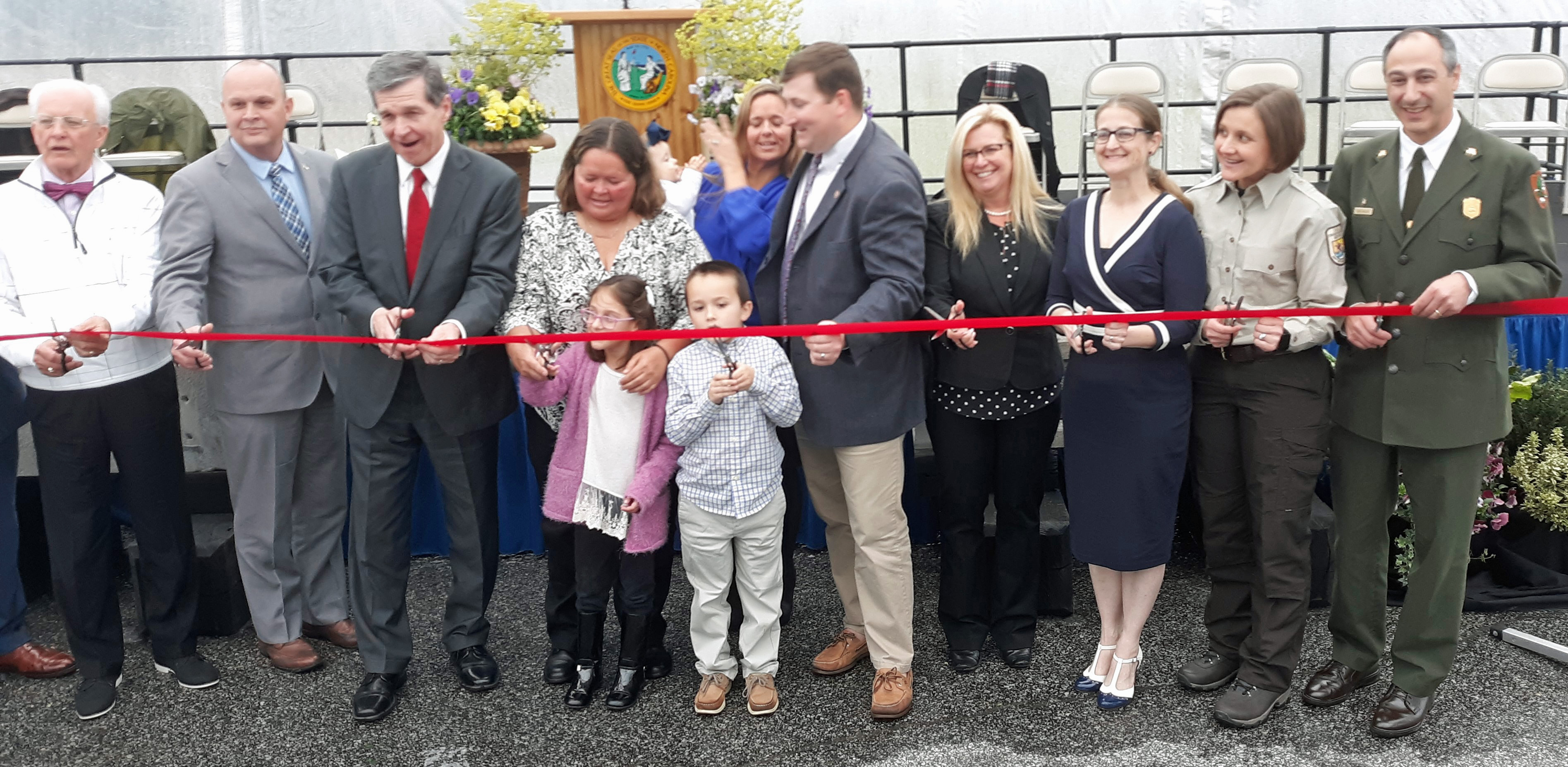 Marc Basnight, dean of Dare County & N.C. politics, dies at age 73 ...